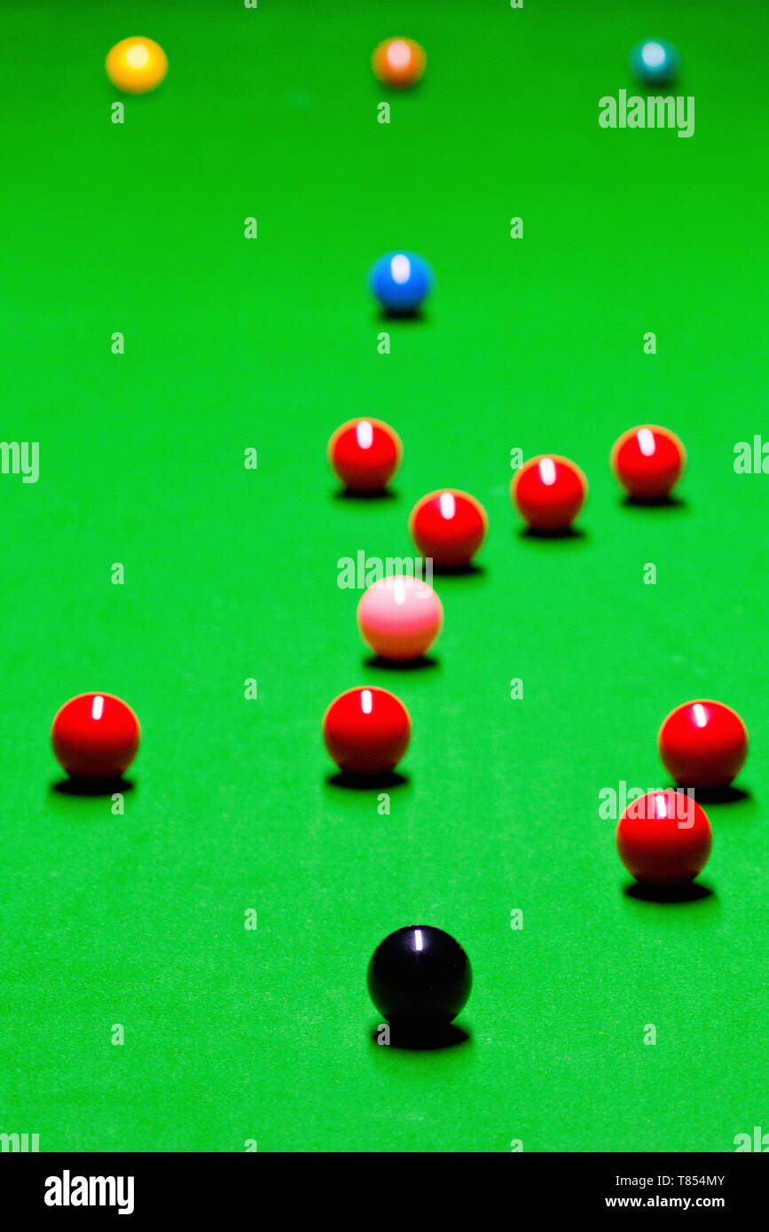 Snooker table hi-res stock photography and images - Alamy