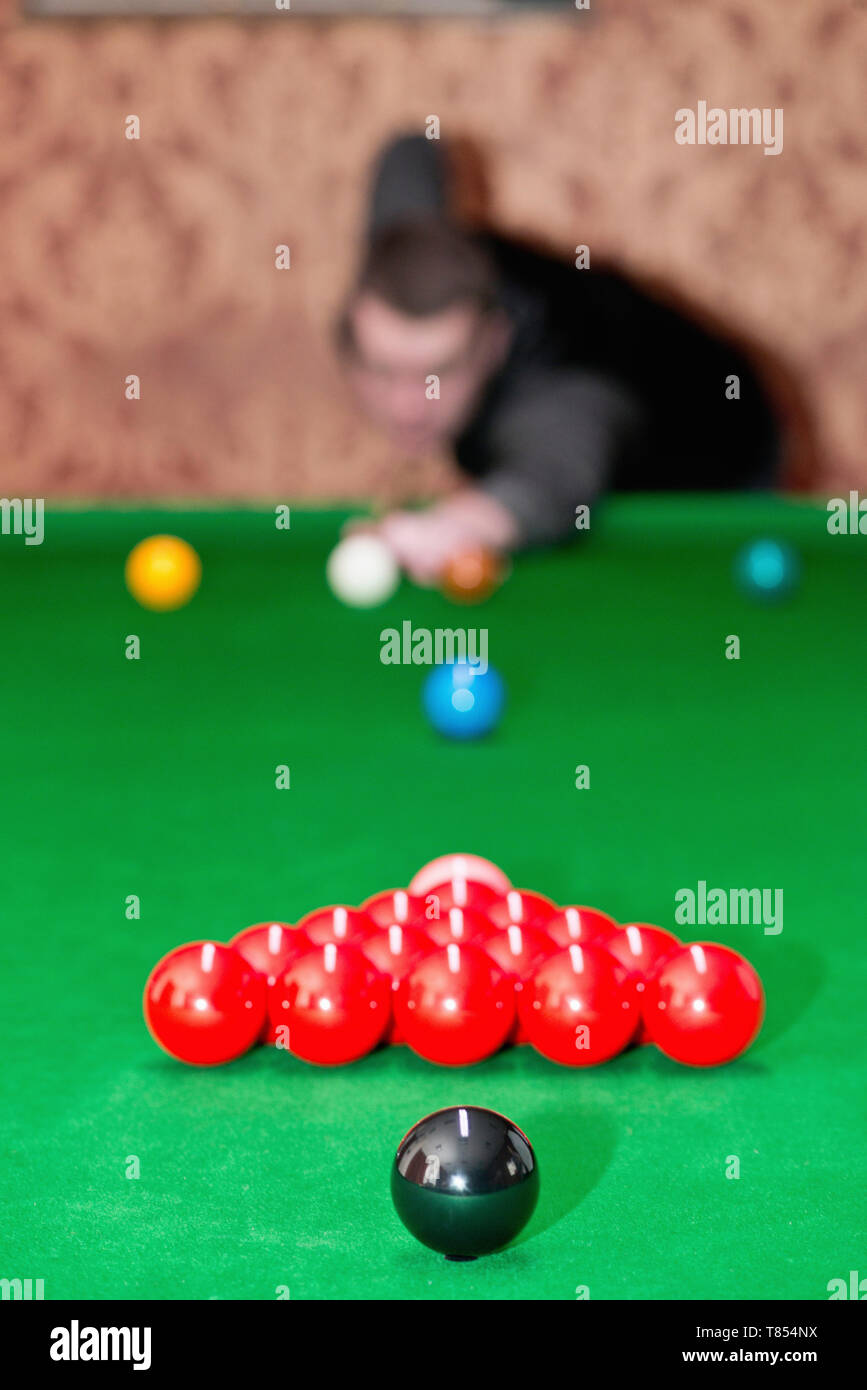 Snooker player hi-res stock photography and images - Alamy