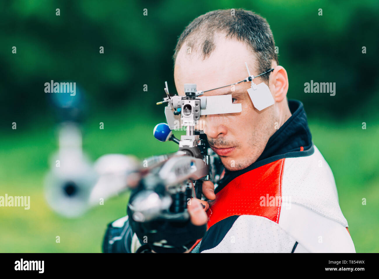 Sports rifle practice Stock Photo - Alamy