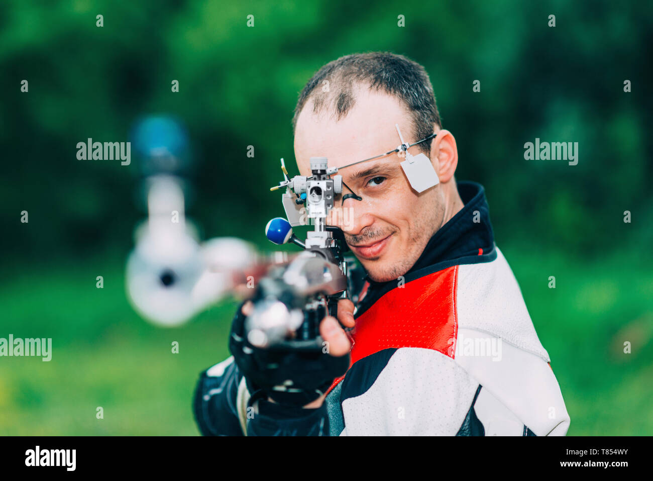 Sports rifle practice Stock Photo - Alamy