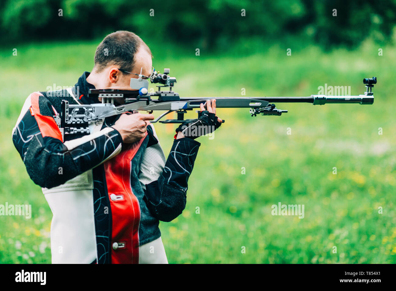 Sports rifle practice Stock Photo - Alamy