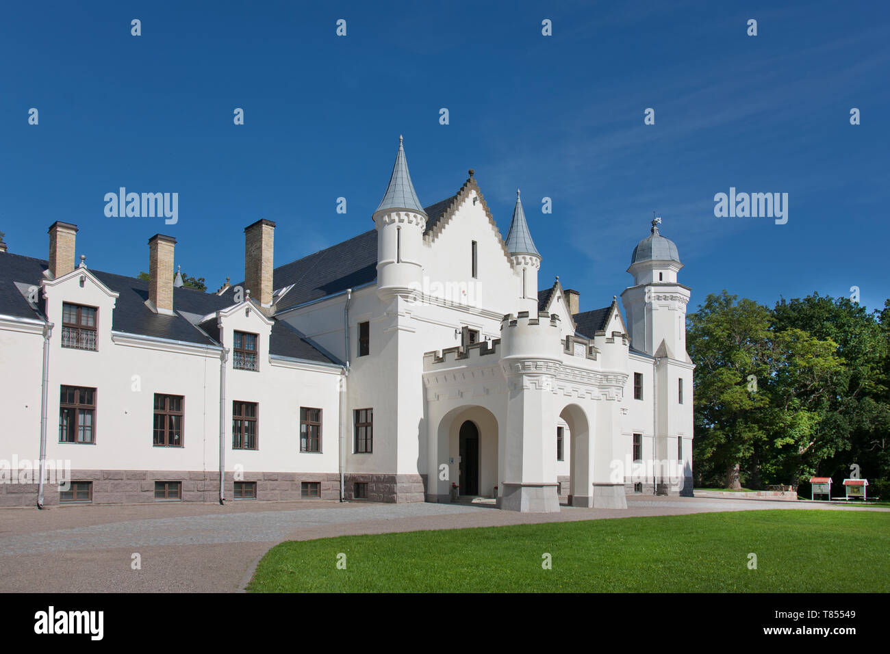 Alatskivi Castle Exterior Stock Photo - Alamy