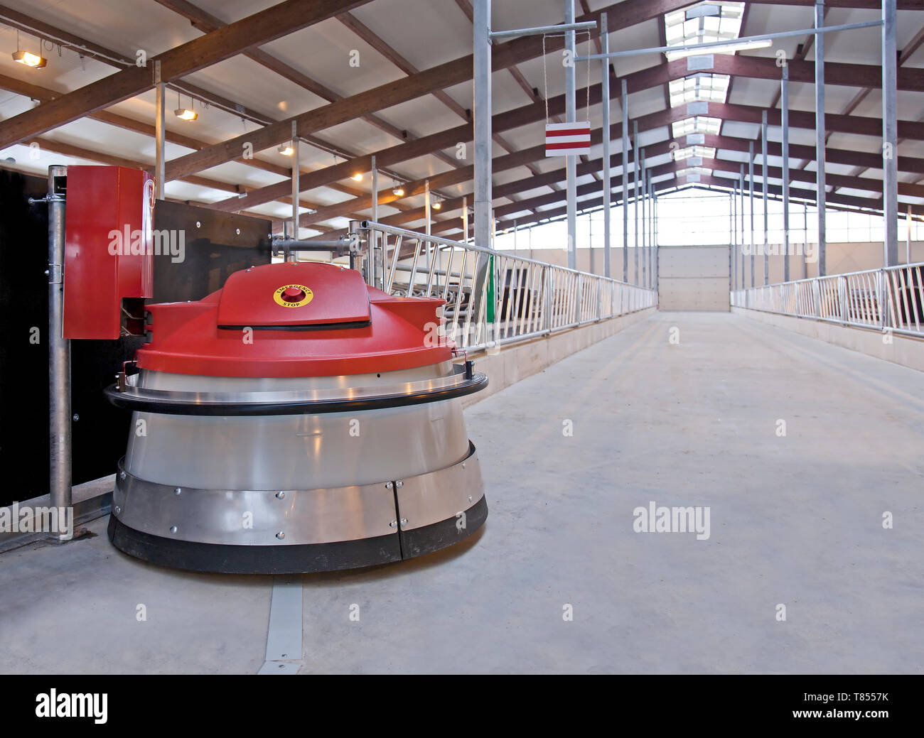 Modern dairy farm interior automated hi-res stock photography and ...