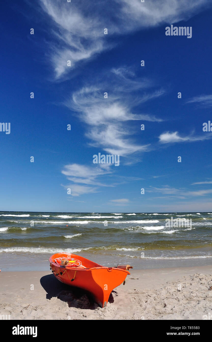 Lifeguard boat hi-res stock photography and images - Alamy