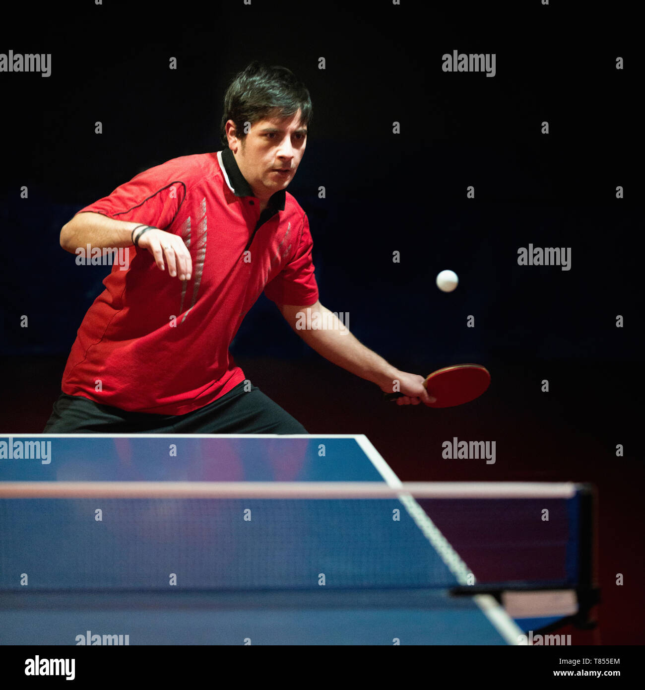 Table tennis hi-res stock photography and images - Alamy