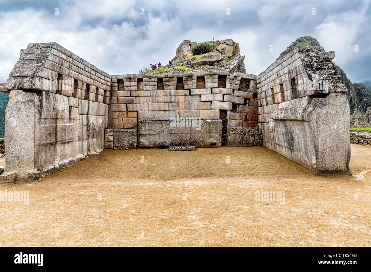 Intiwatana pyramid hi-res stock photography and images - Alamy