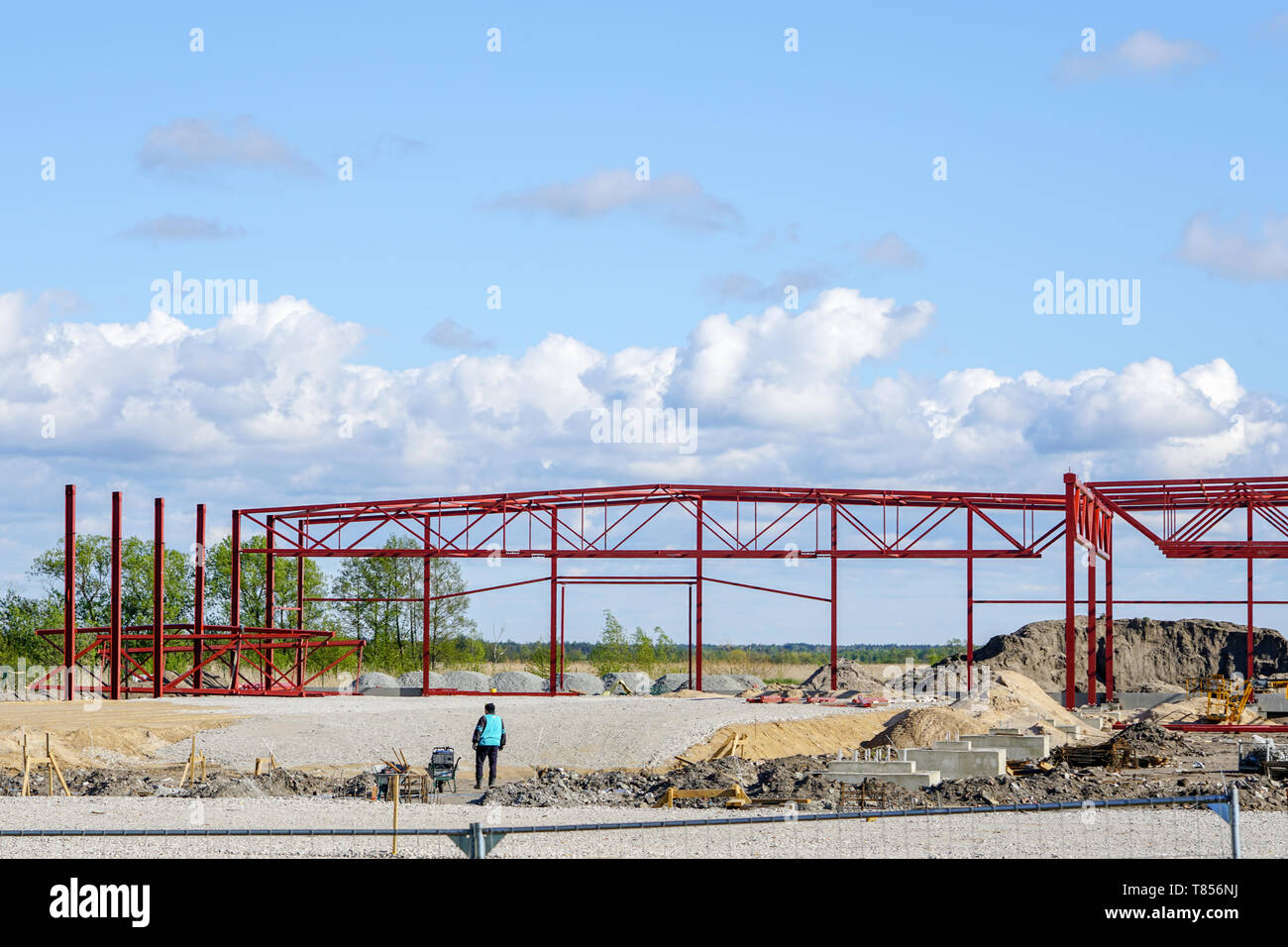 The steel frame of a building under construction Stock Photo - Alamy