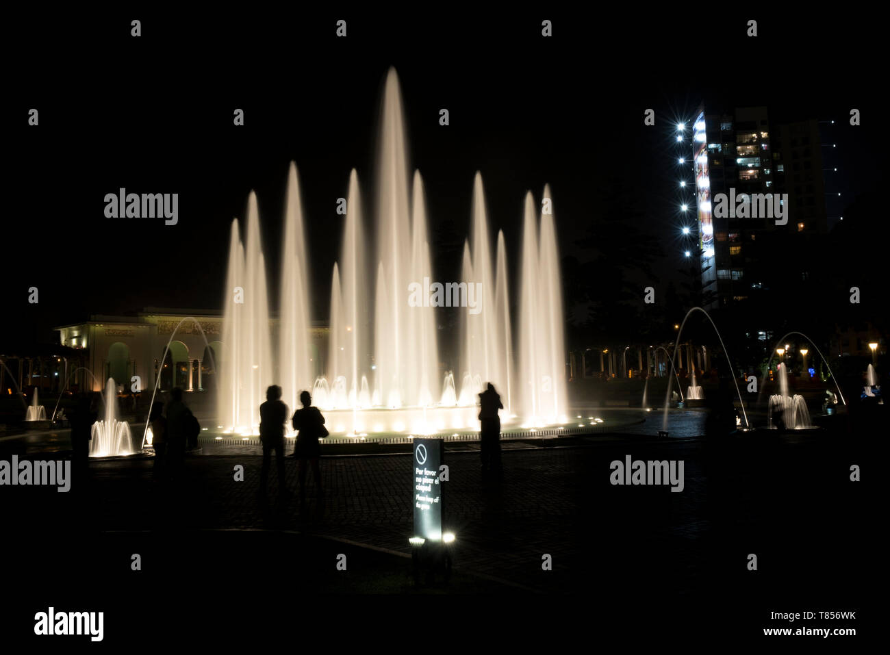 Circuito mágico del agua hi-res stock photography and images - Alamy