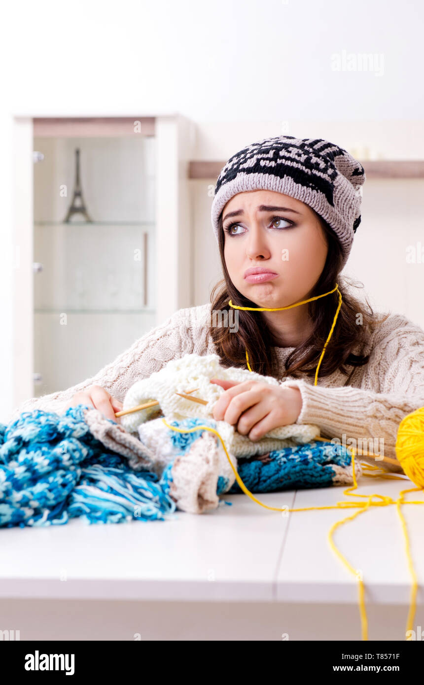 Frustrated woman and knit hi-res stock photography and images - Alamy