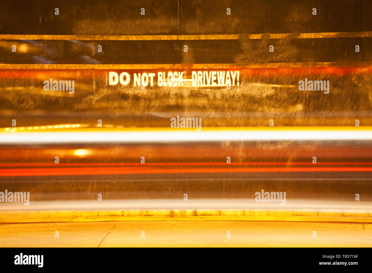 Sign garage driveway warning hi-res stock photography and images - Alamy