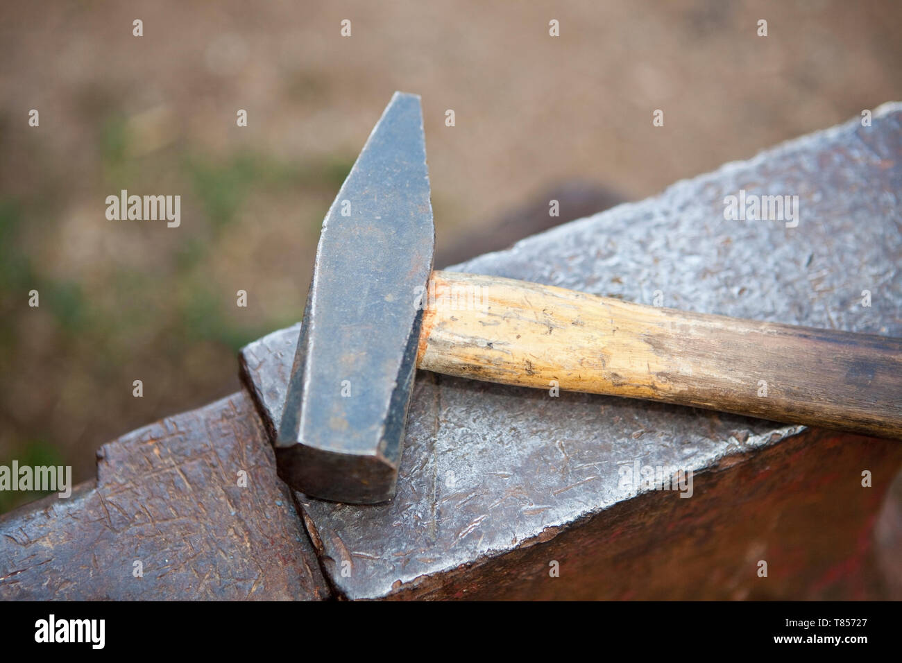 Hammer on an Anvil Stock Photo - Alamy