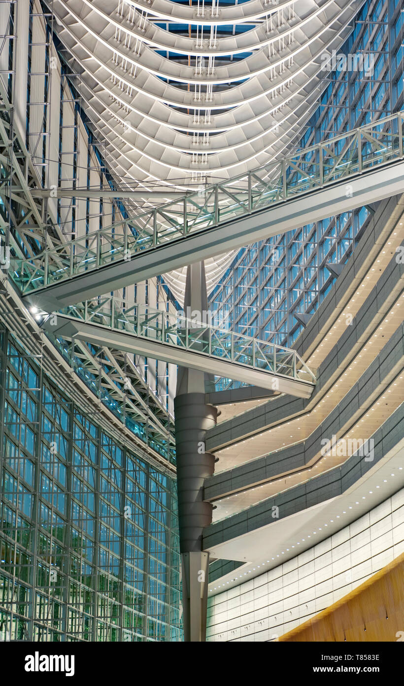 Tokyo International Forum Interior Stock Photo - Alamy