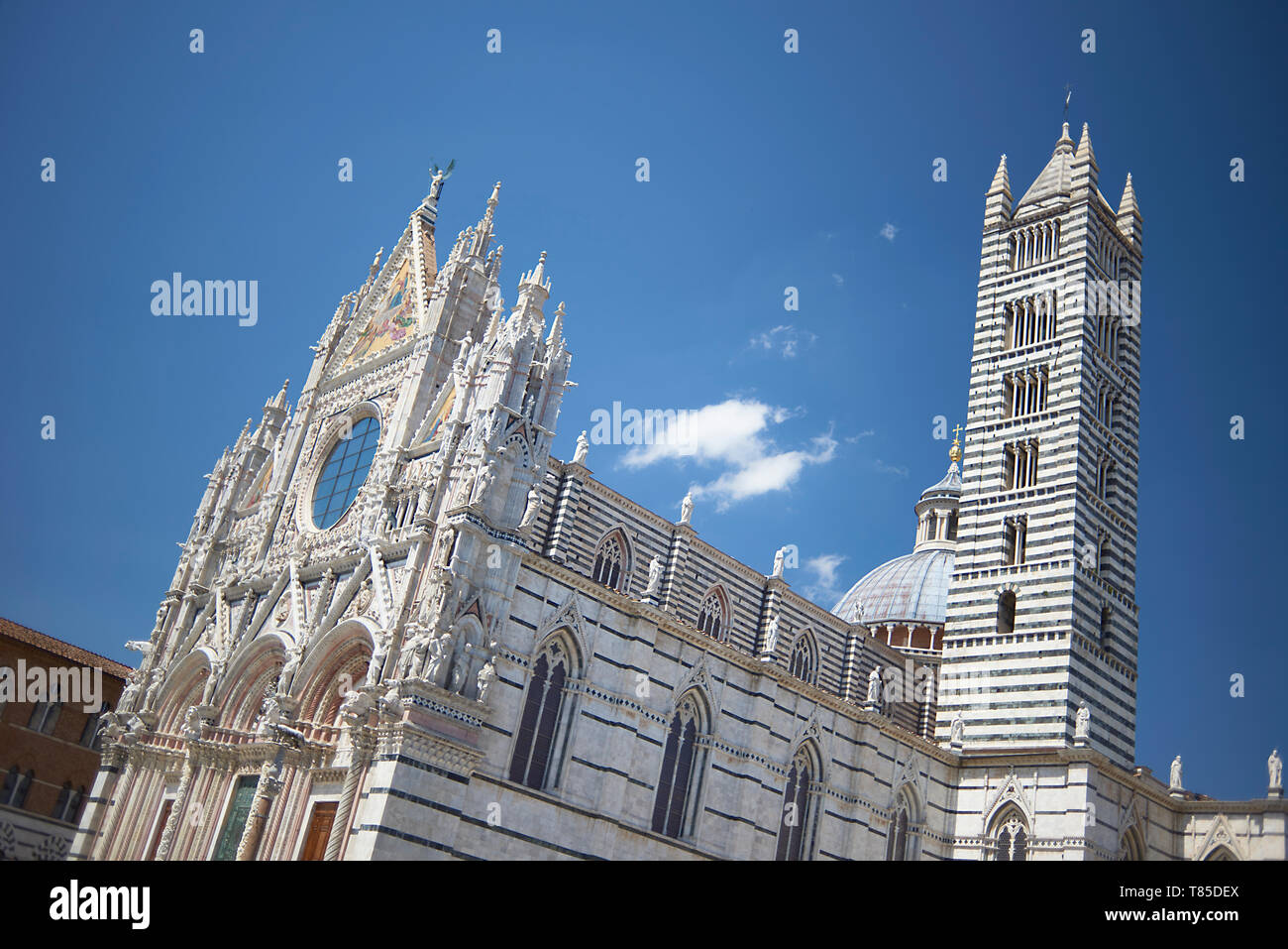 World famous churches in florence italy hi-res stock photography and ...
