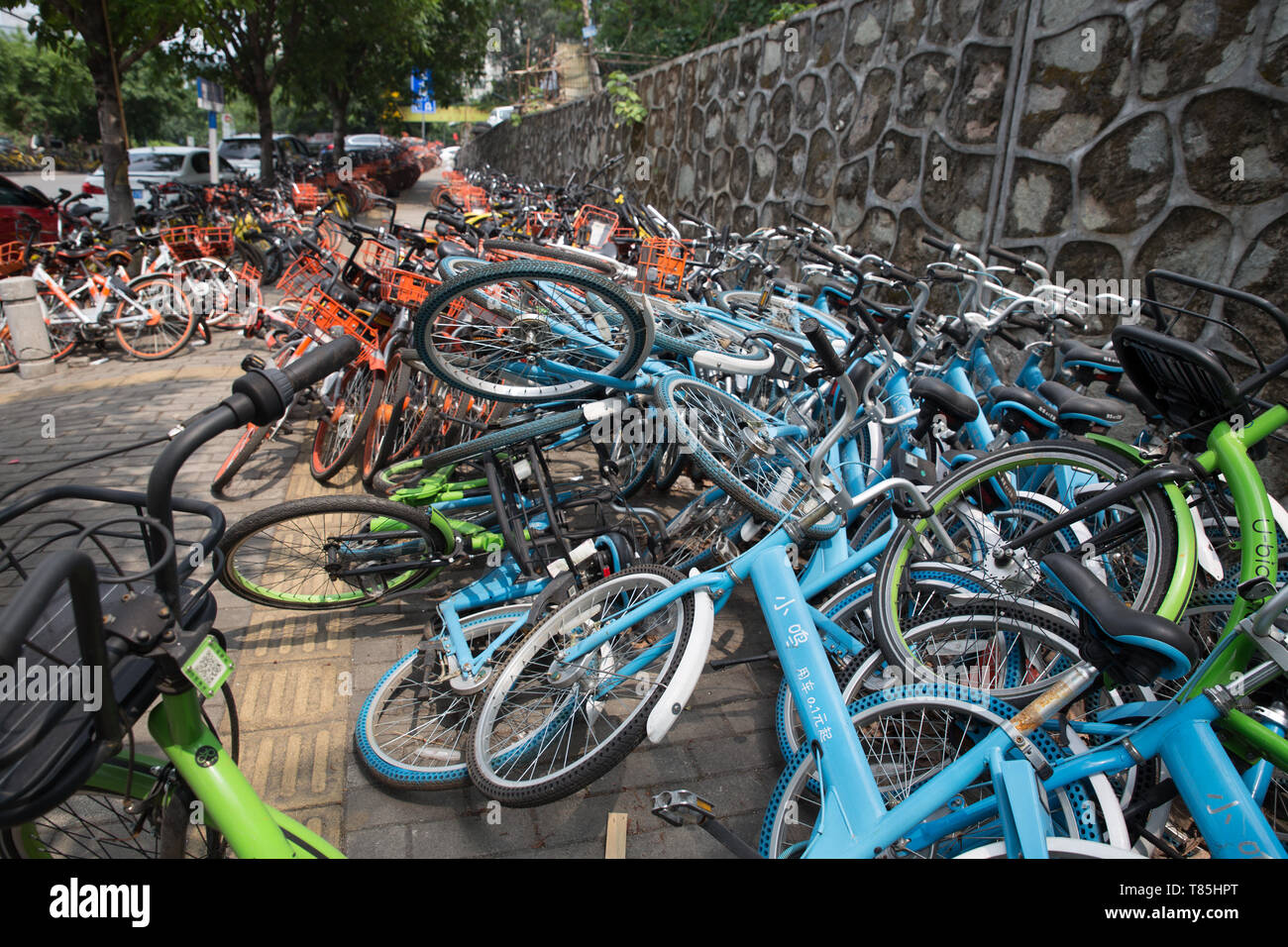 Pile Of Sharing Bikes High Resolution Stock Photography and Images - Alamy