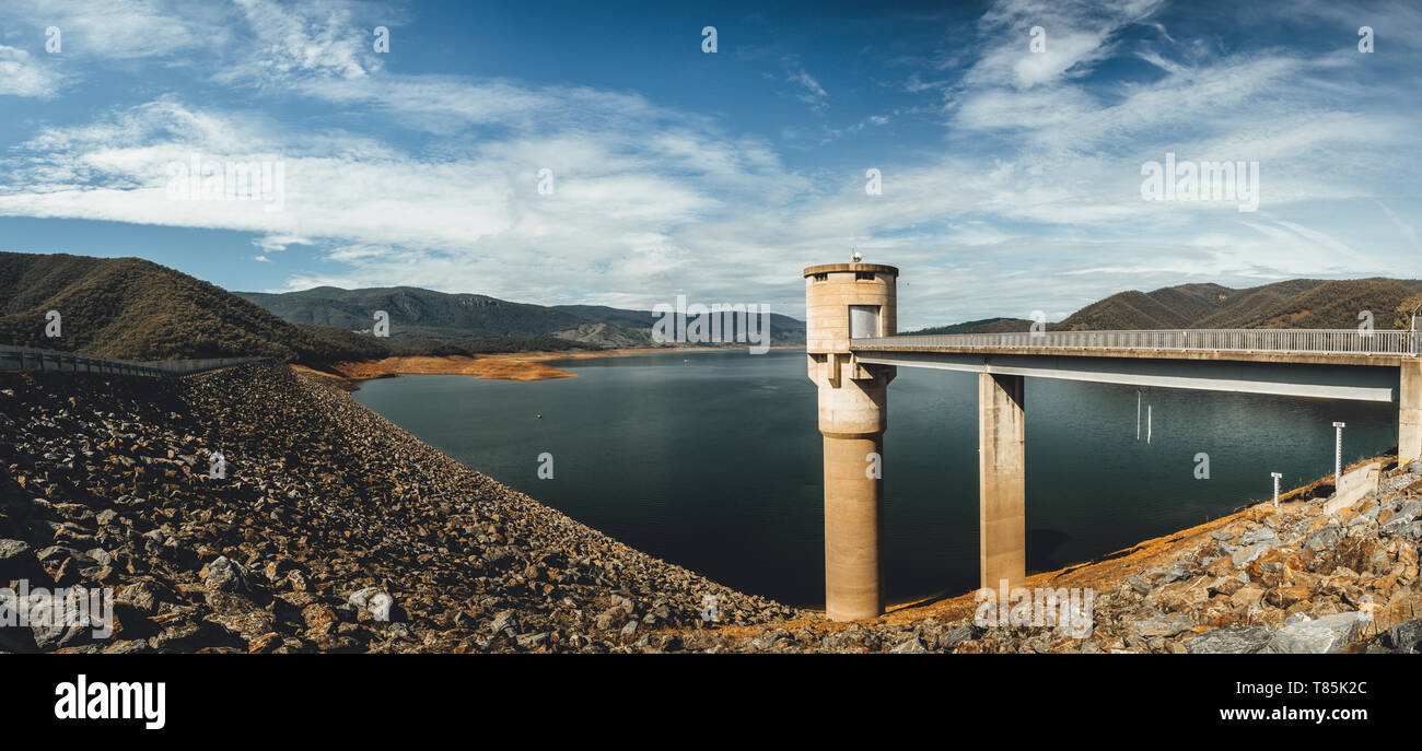 Blowering dam hi-res stock photography and images - Alamy