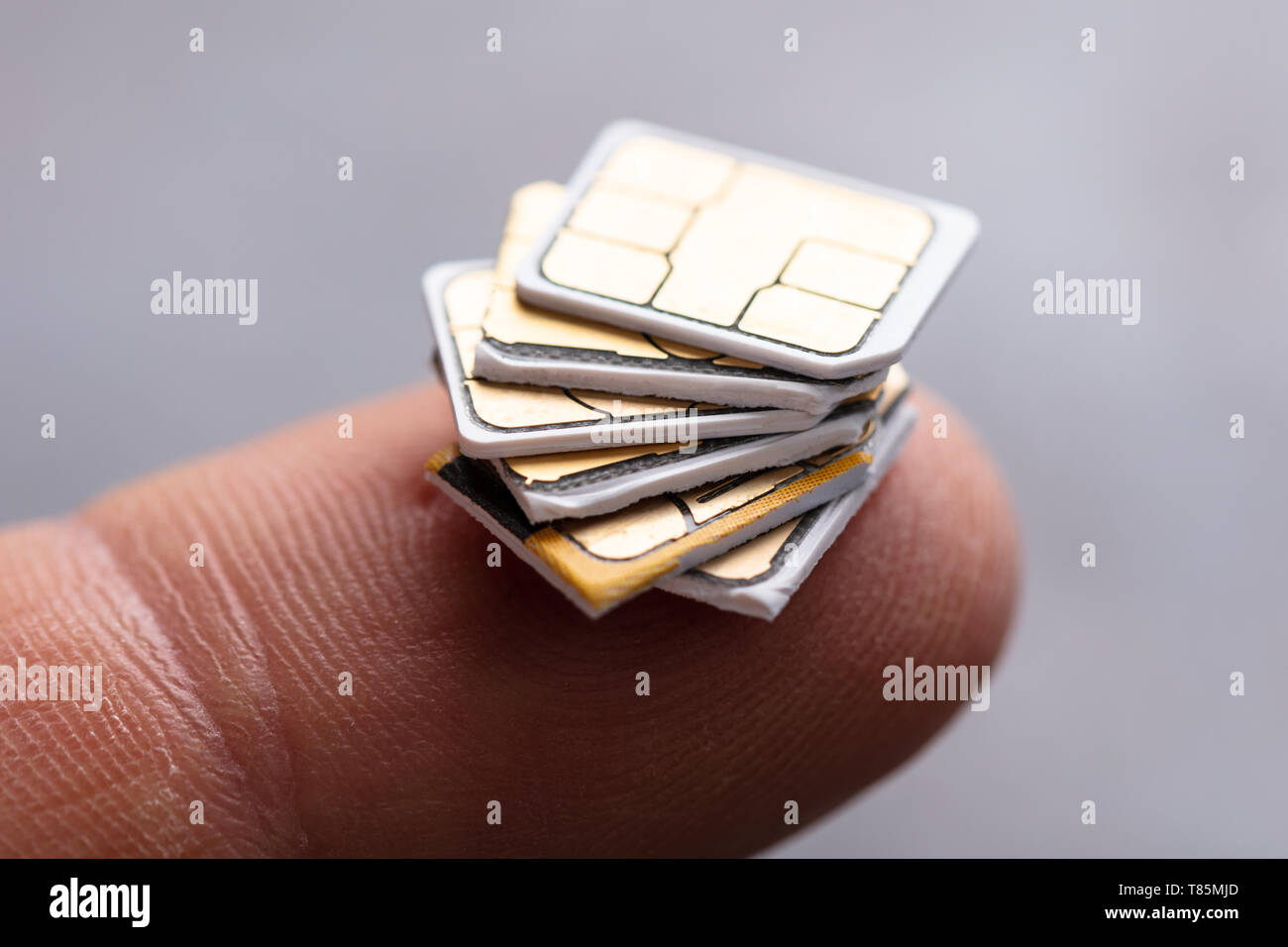 Smart cards hi-res stock photography and images - Alamy