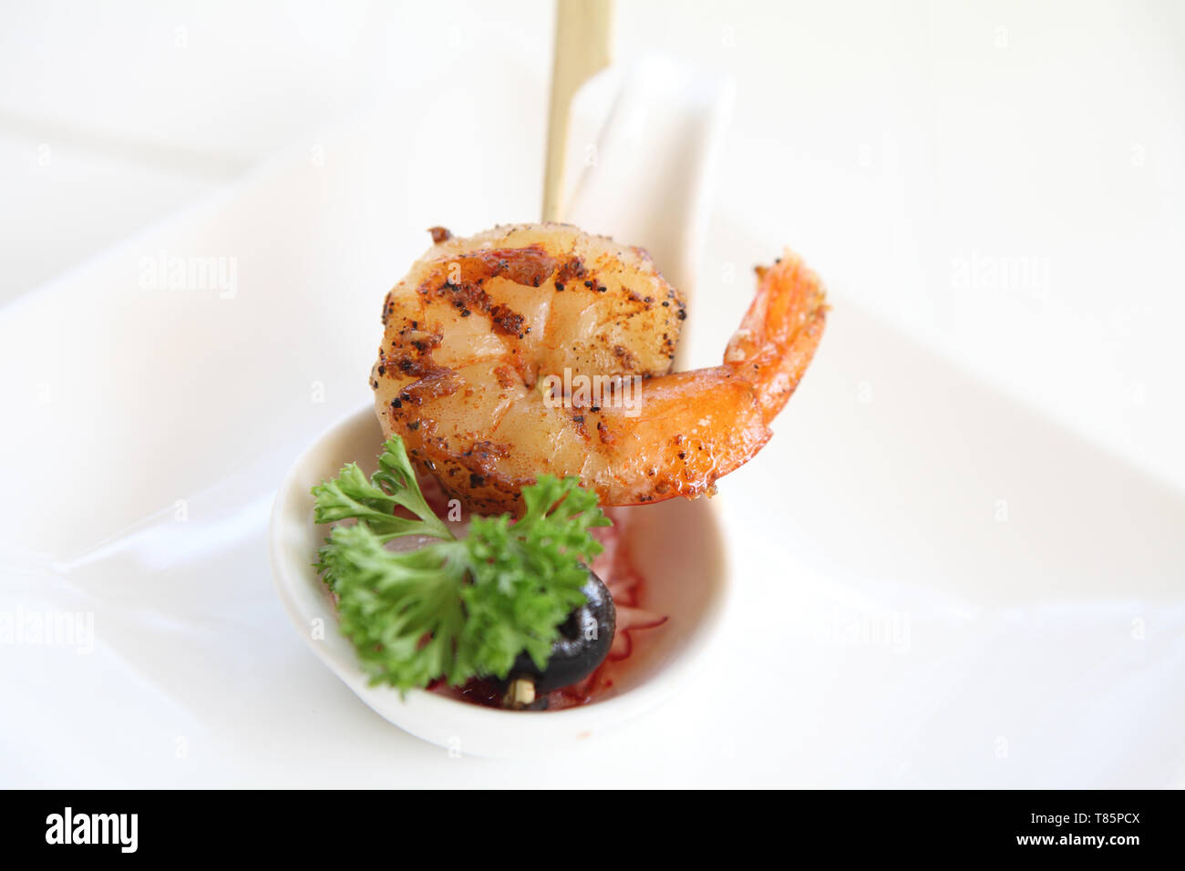 Roasted shrimp hi-res stock photography and images - Alamy