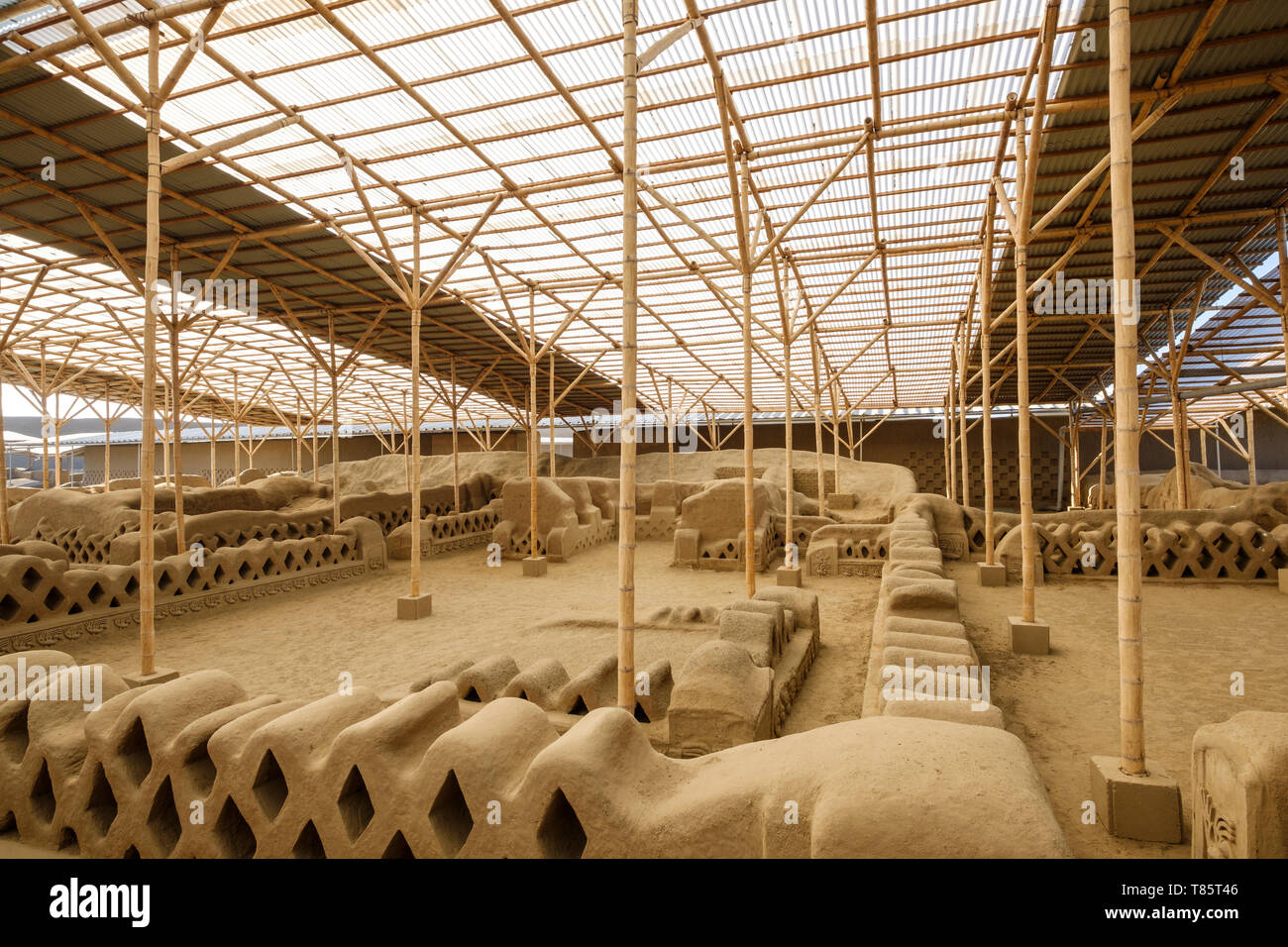 Chan chan moche valley peru hi-res stock photography and images - Alamy