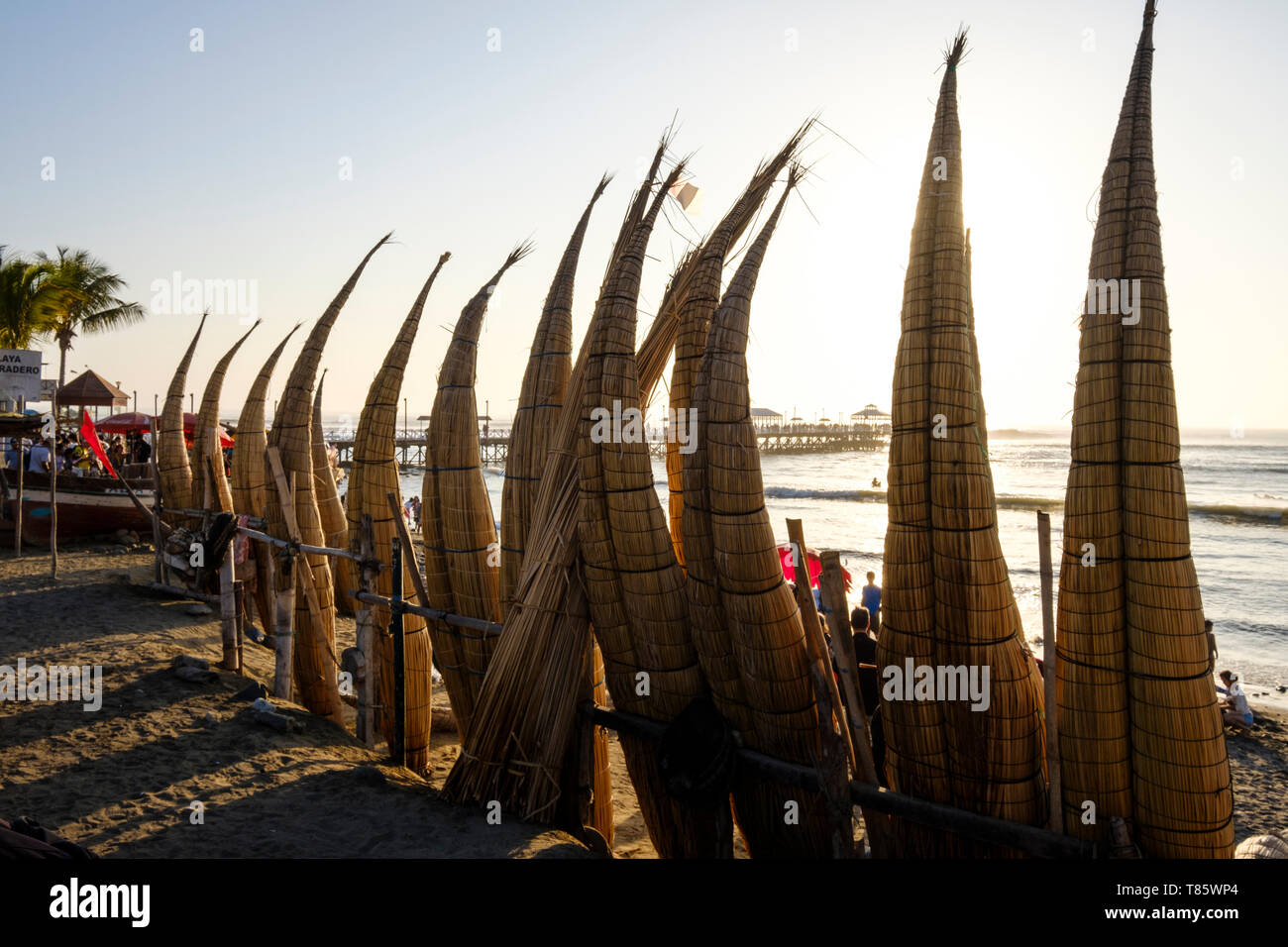 Traditional boats called Caballitos de Totora (boats made out of reed ...