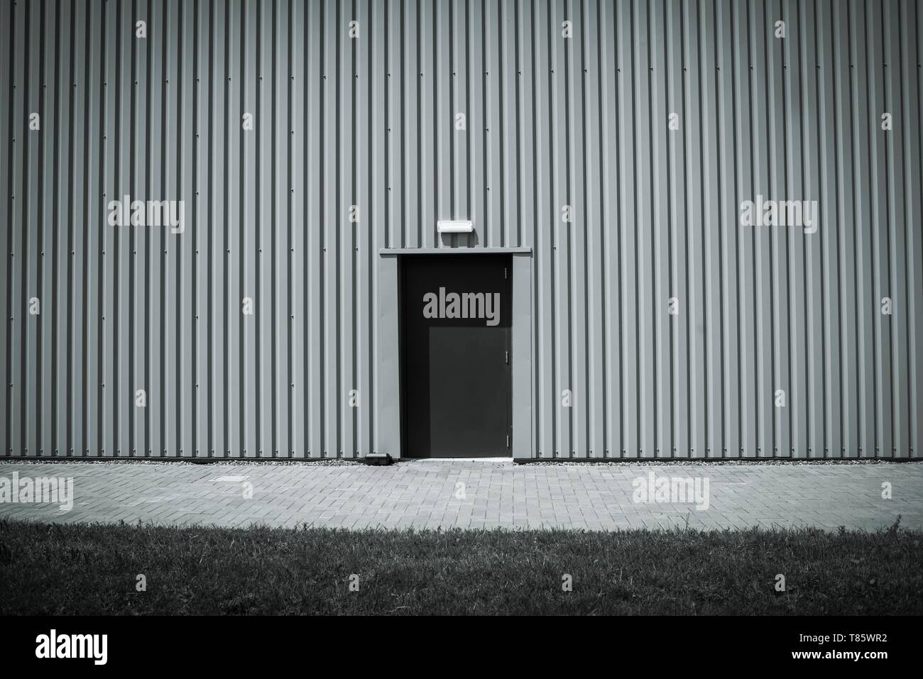 Door and wall Stock Photo - Alamy