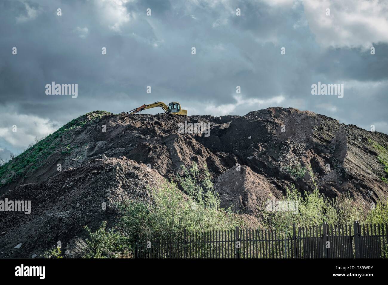 Waste disposal site hi-res stock photography and images - Alamy
