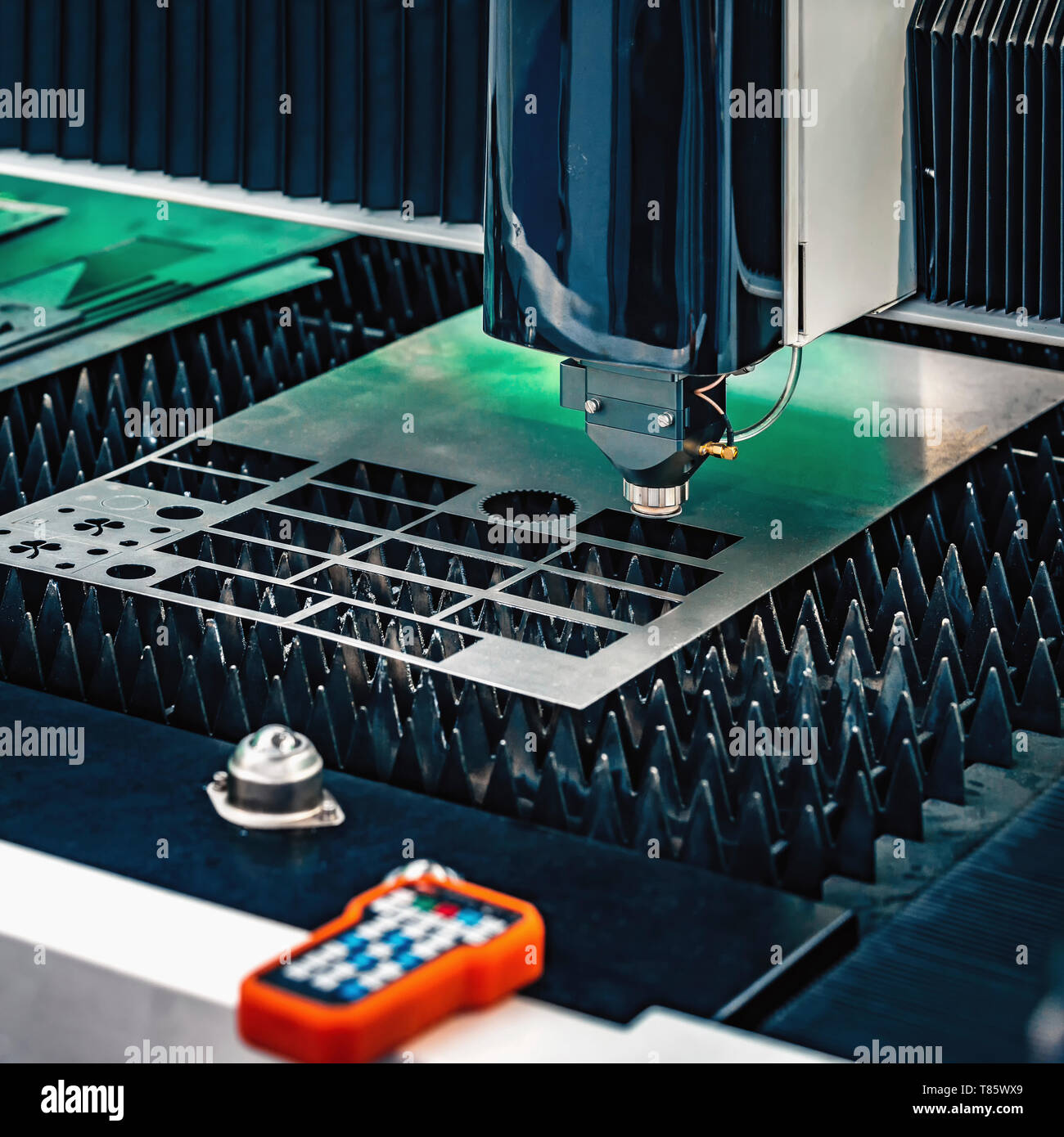Cnc laser cutting metal hi-res stock photography and images - Alamy