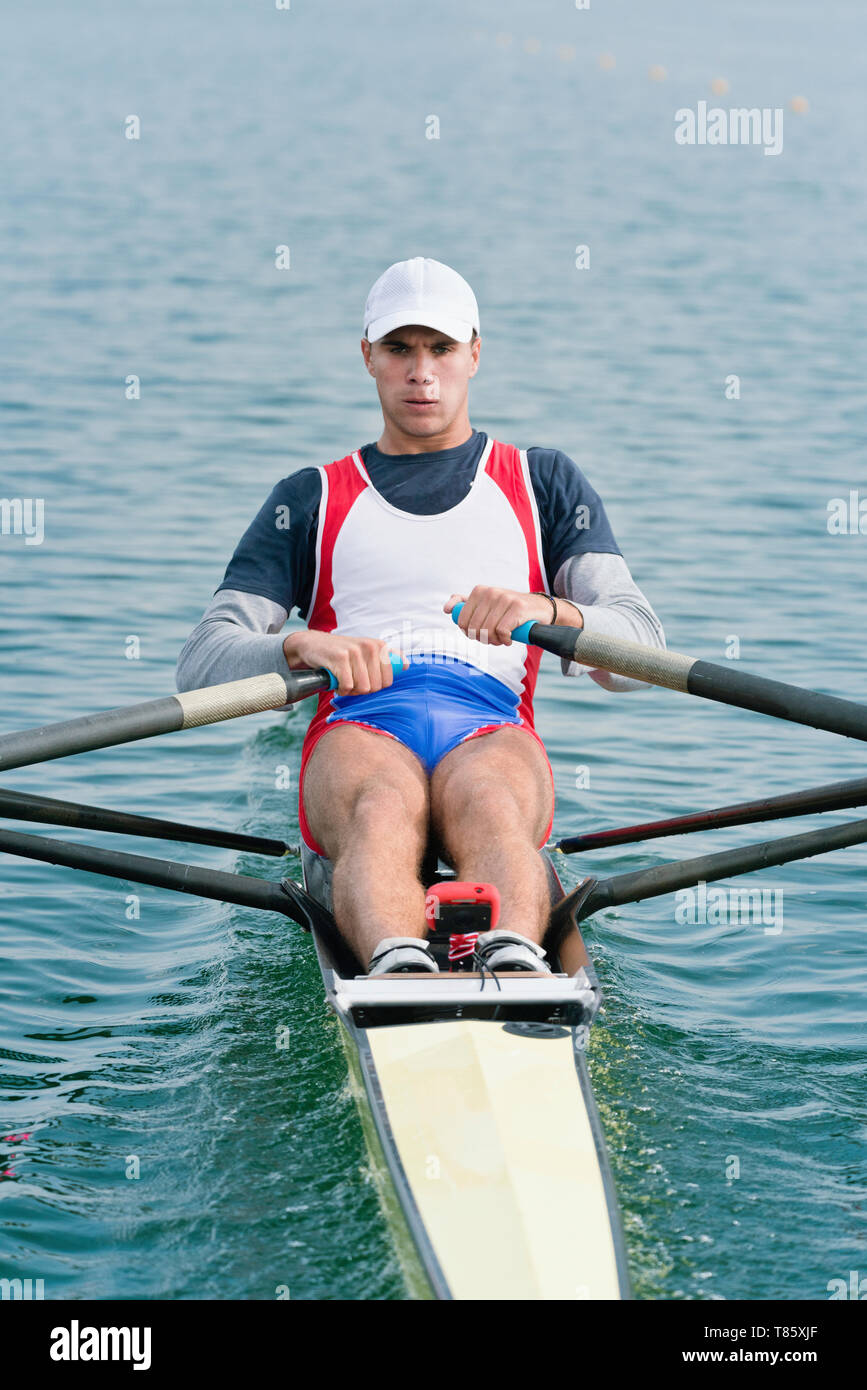 Scull sculling boat hi-res stock photography and images - Alamy