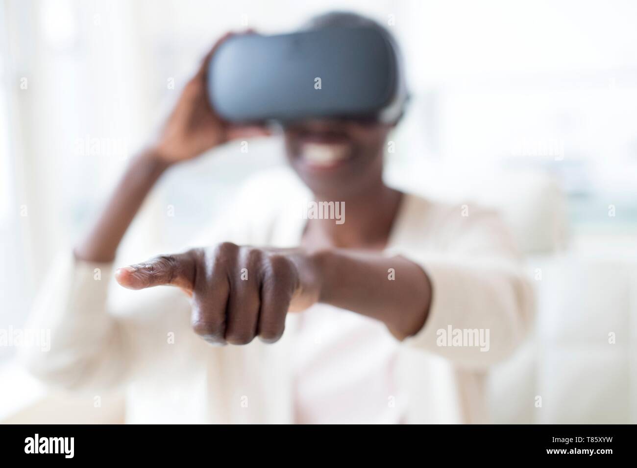 Wearing vr headset immersive hi-res stock photography and images - Alamy