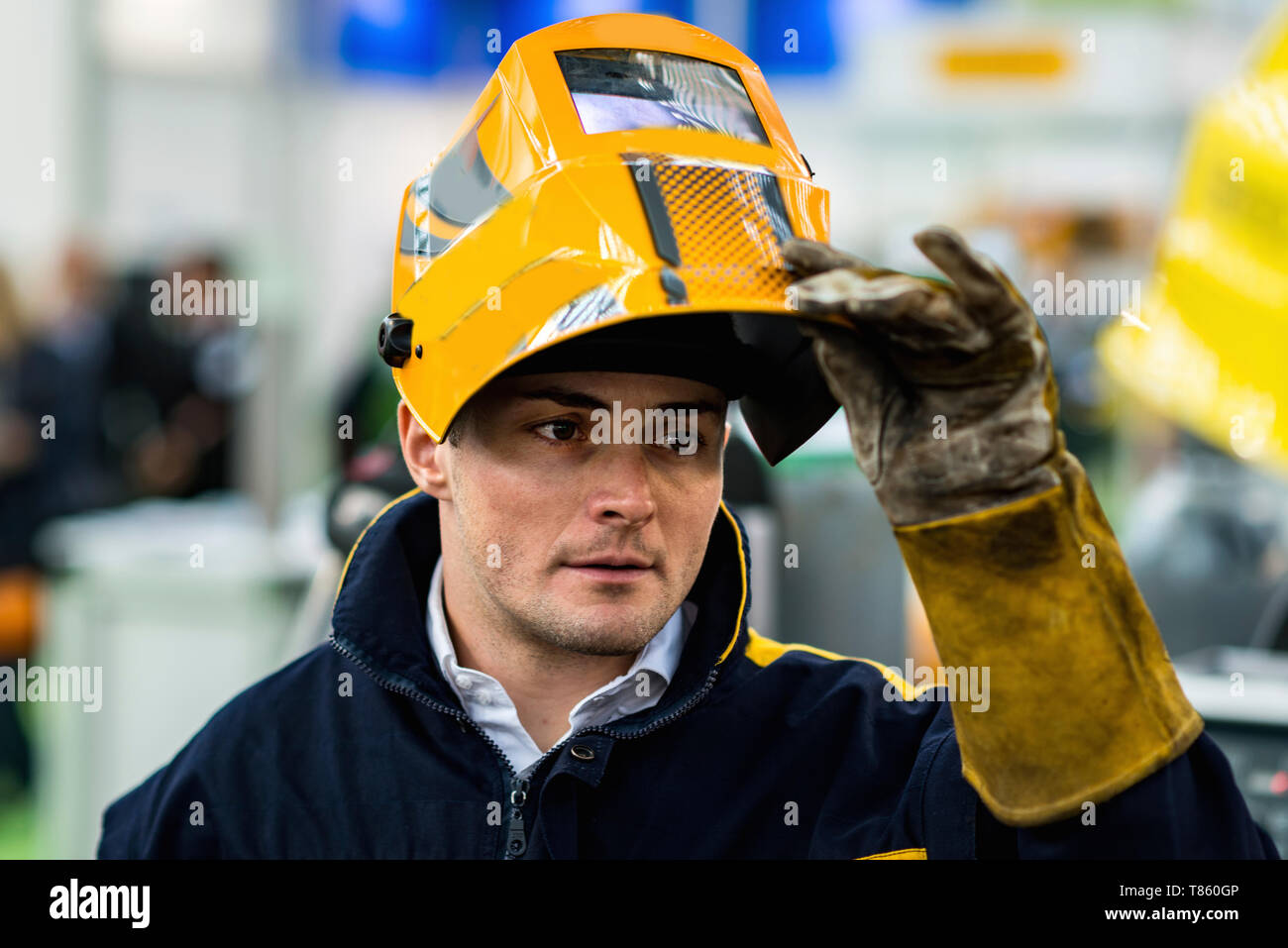 Portrait of welder welding welder hi-res stock photography and images ...