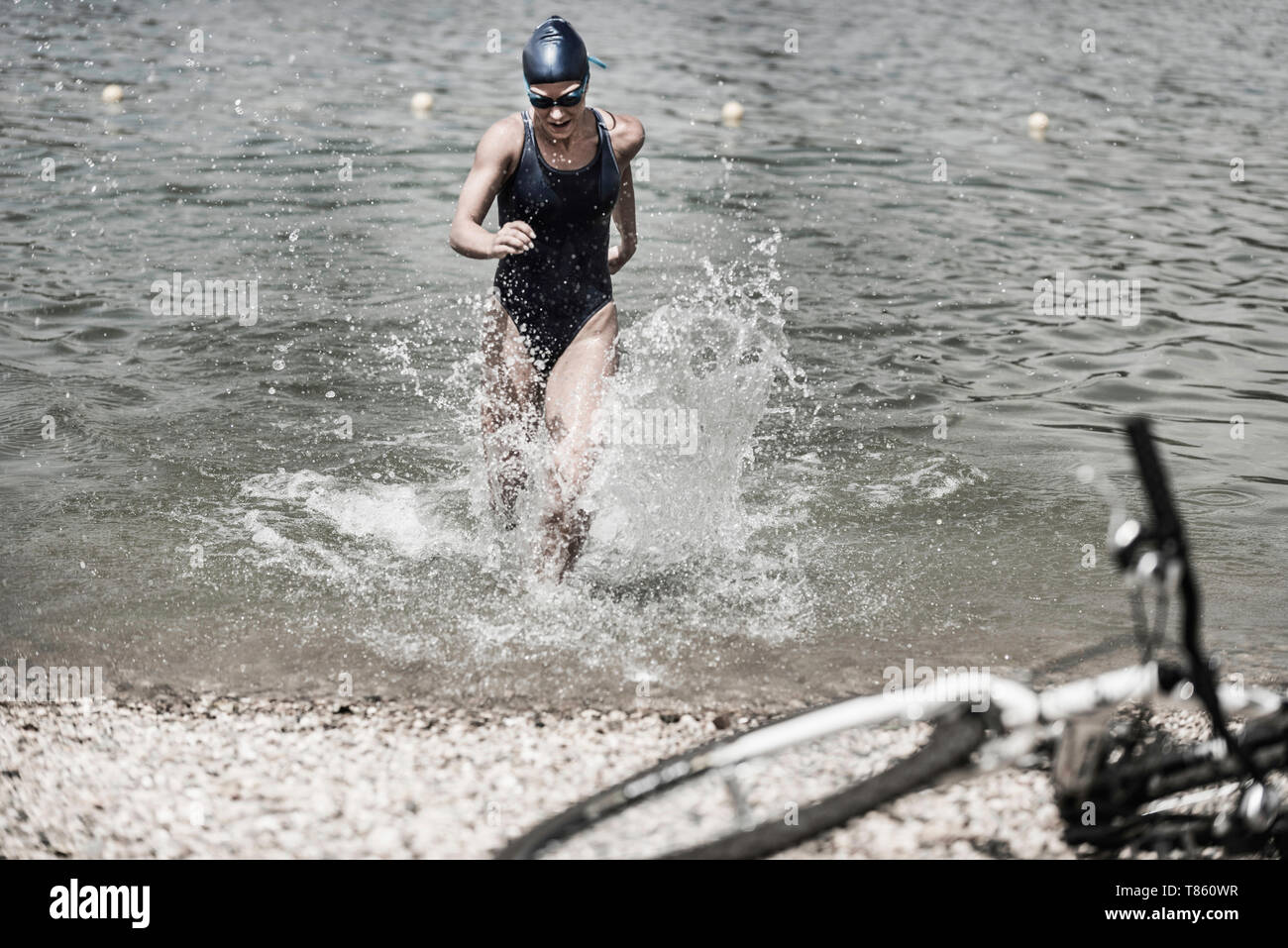 Female triathlete swimming hi-res stock photography and images - Alamy