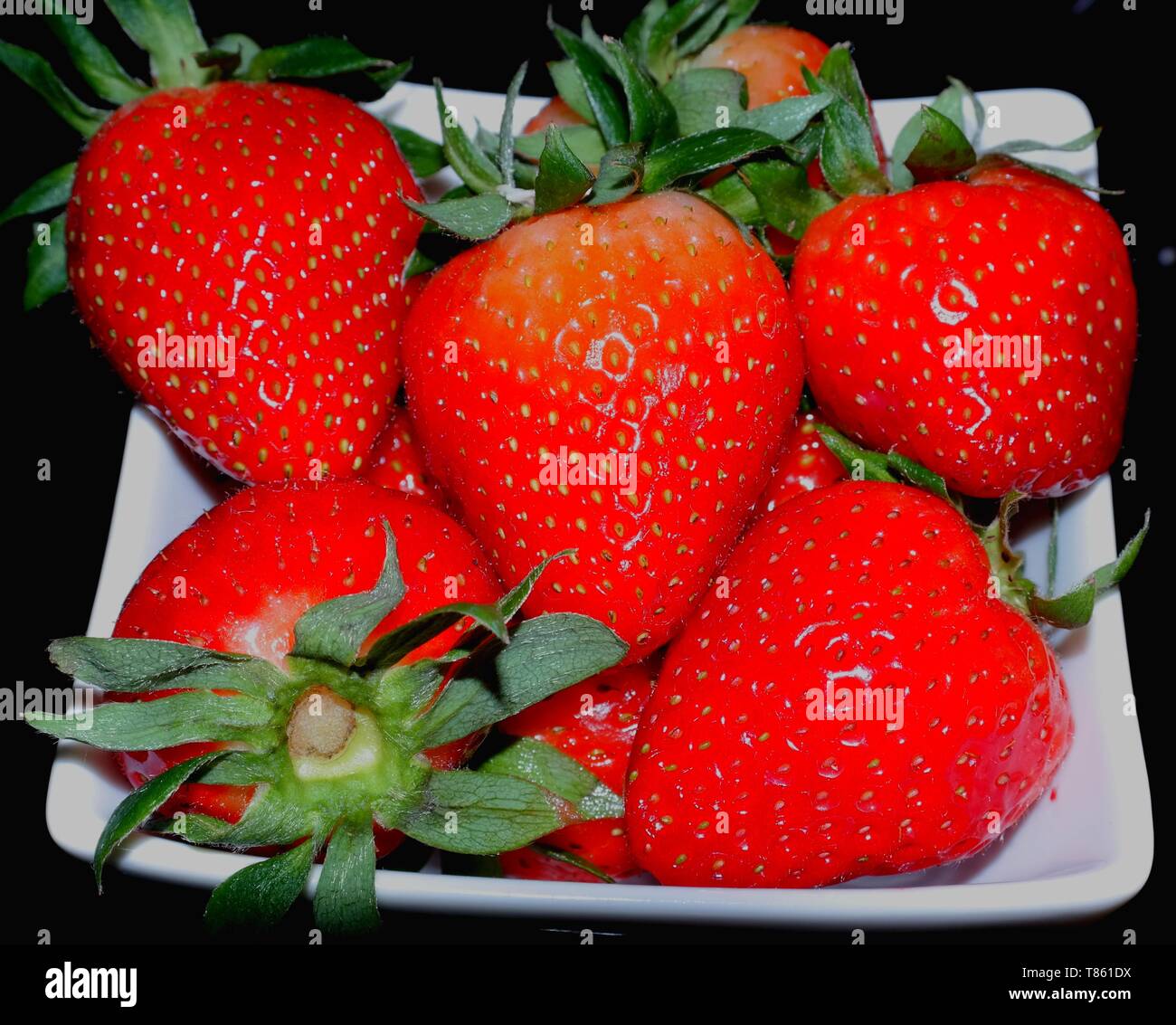 Square saucer hi-res stock photography and images - Alamy