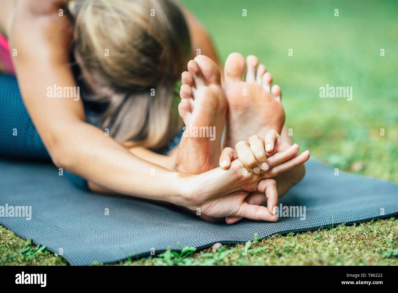 Bending position hi-res stock photography and images - Alamy