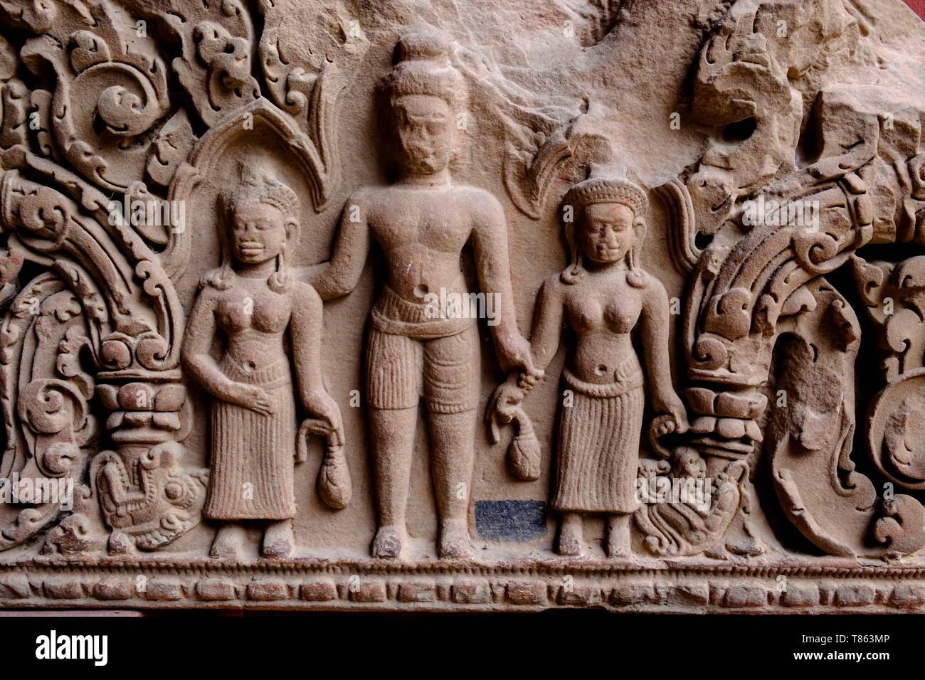 Cambodia, Phnom Penh, National museum in classical khmer style, build by french in 1917, lintel ...