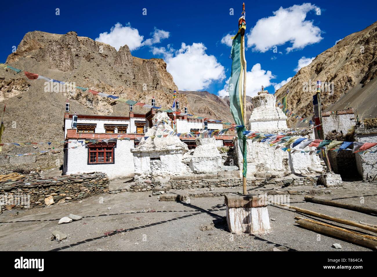 Chilling ladakh india hi-res stock photography and images - Alamy