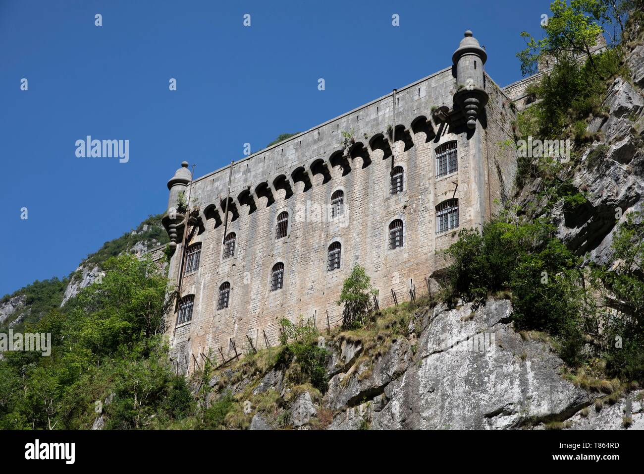 France, Pyrenees-Atlantiques, Urdos, Aspe valley, Portalet fortress ...