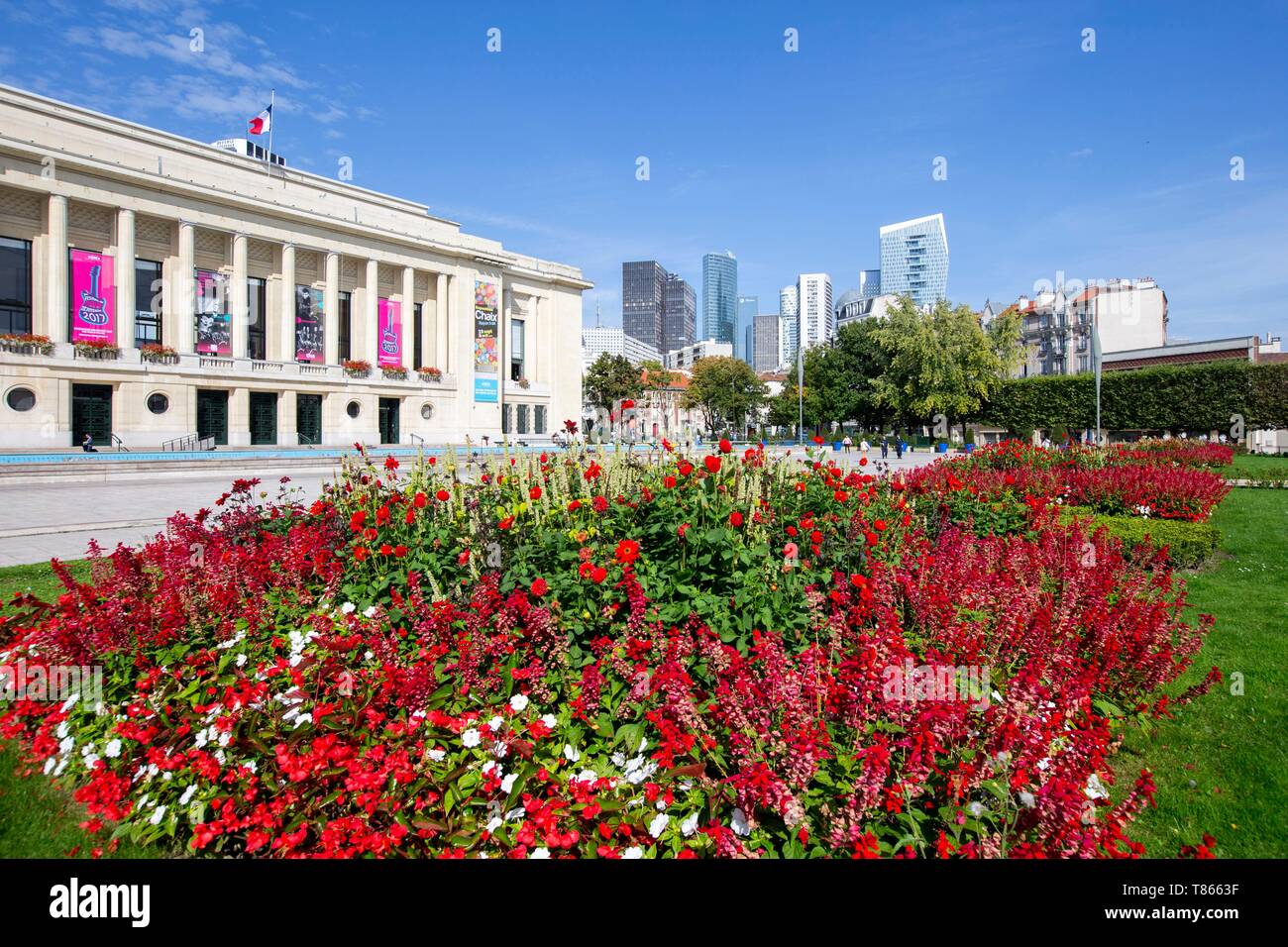 France, Hauts de Seine, Puteaux, Town Hall, building with Art Deco ...