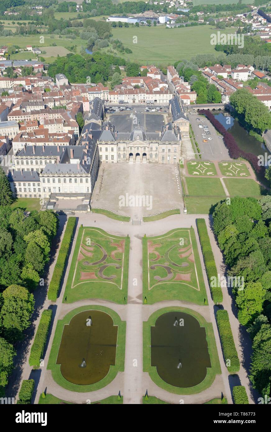 France luneville castle gardens hi-res stock photography and images - Alamy