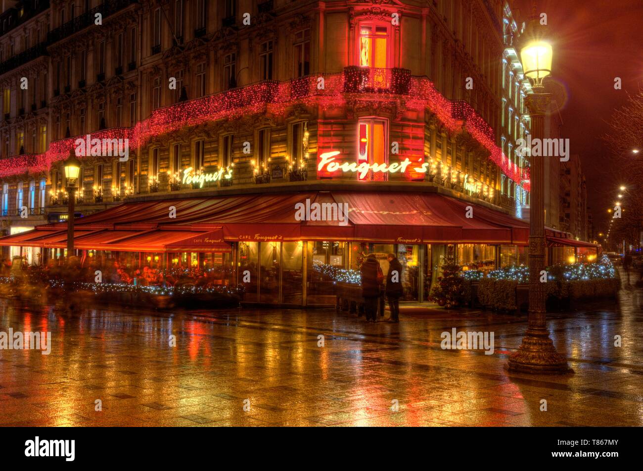 Fouquet's café hi-res stock photography and images - Alamy