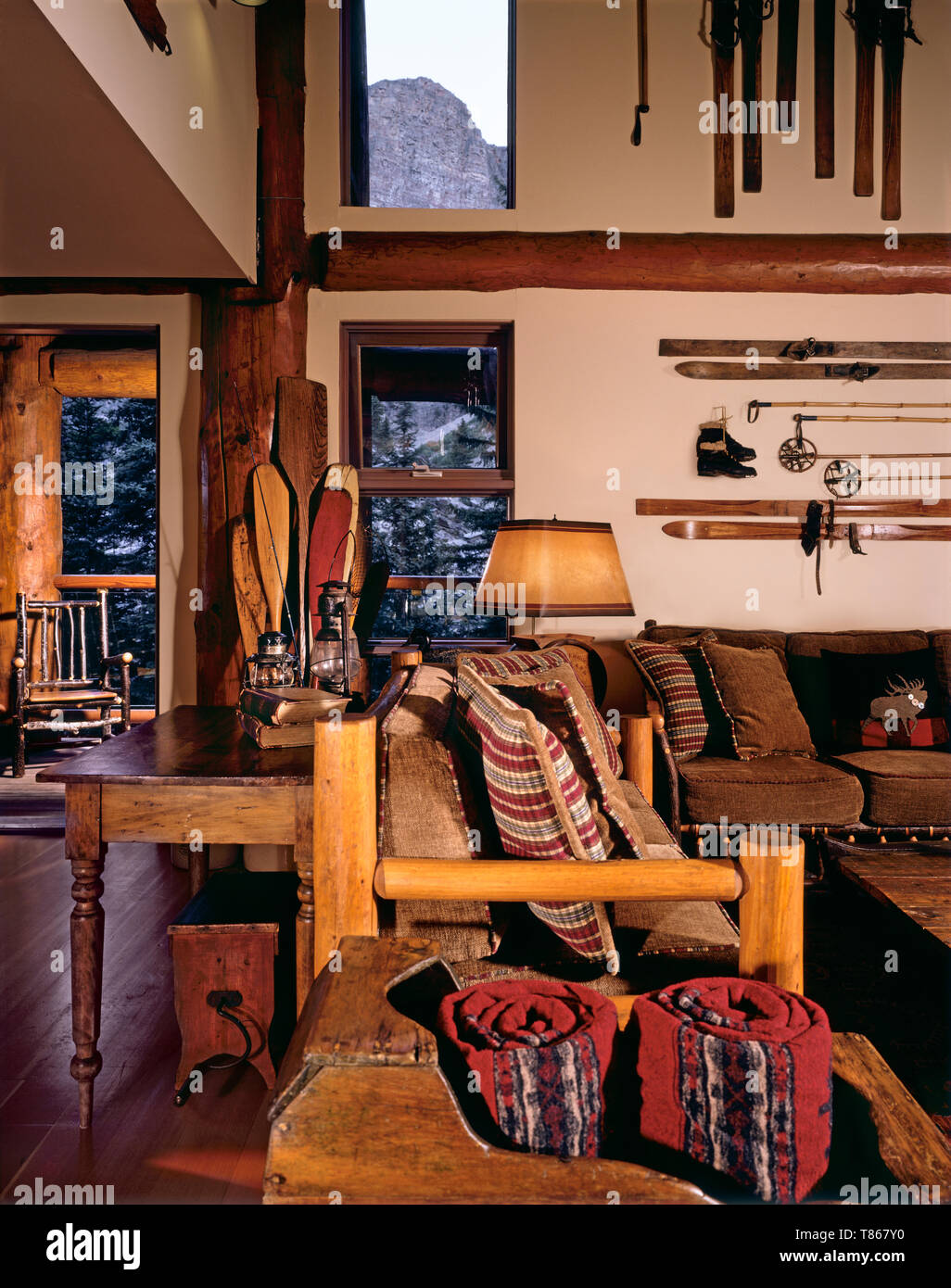Rustic Lodge Interior Stock Photo - Alamy