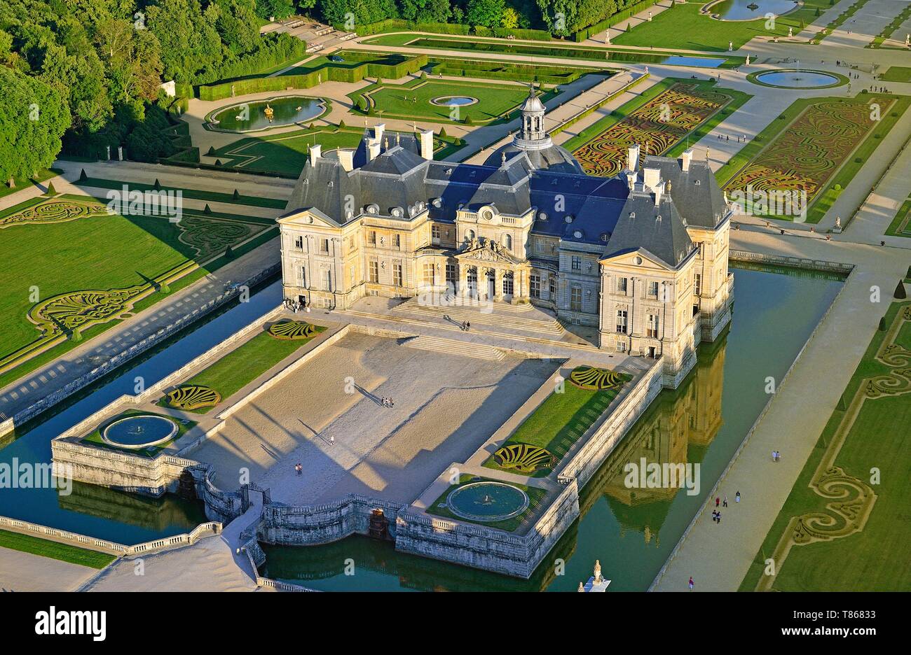 Aerial view of vaux le vicomte hi-res stock photography and images - Alamy