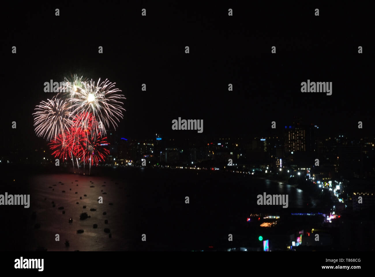 Pattaya International Fireworks Festival Stock Photo - Alamy
