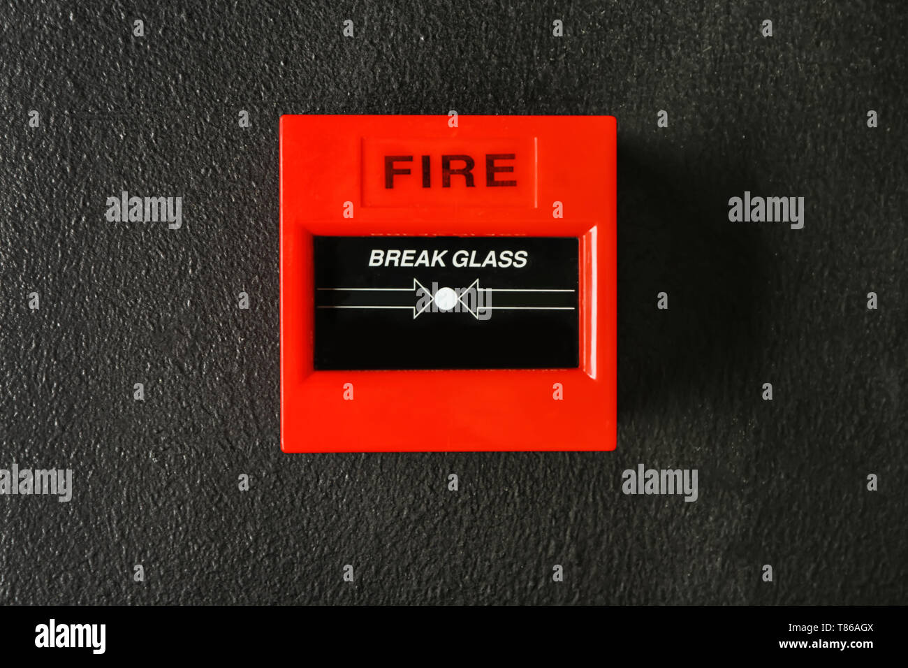 Installed fire alarm call point hi-res stock photography and images - Alamy