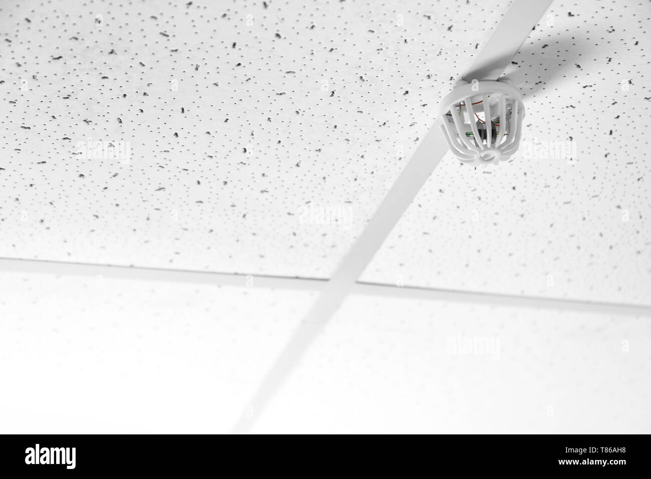 Sensor mounted on the ceiling hi-res stock photography and images - Alamy