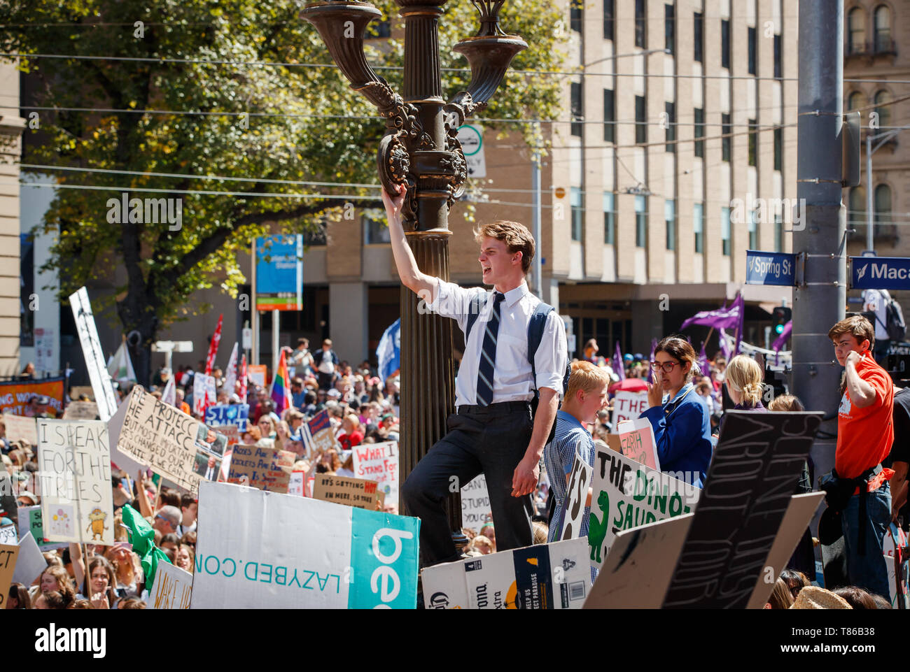 Demonstration teen hi-res stock photography and images - Alamy