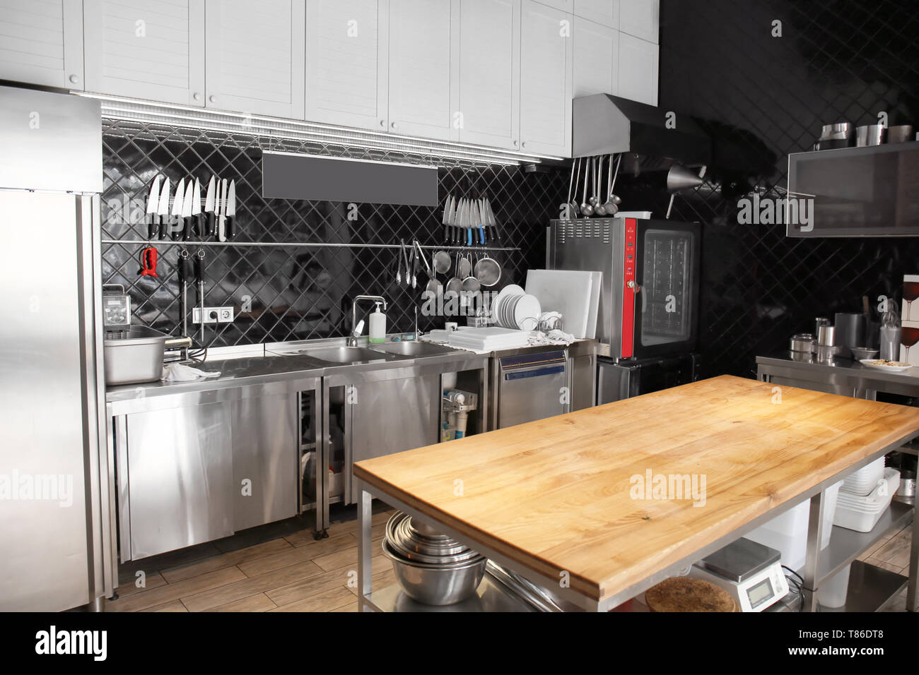 Interior of professional kitchen in restaurant Stock Photo - Alamy