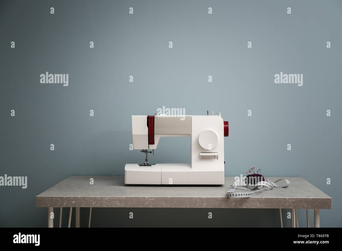 Tailors table thread tape hi-res stock photography and images - Alamy