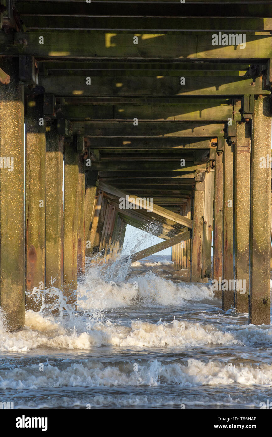 Lowestoft pier hi-res stock photography and images - Alamy