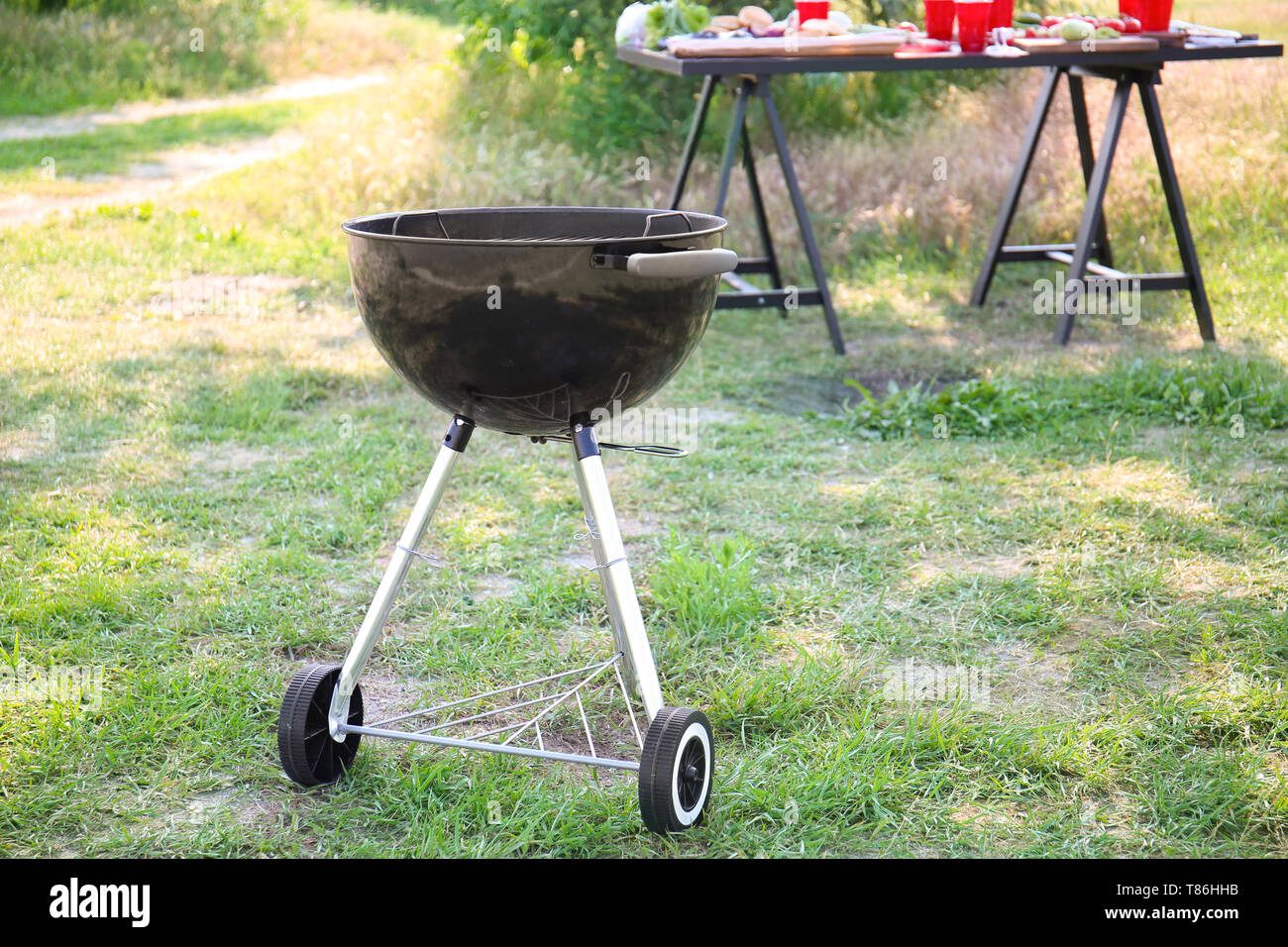 Modern barbecue hi-res stock photography and images - Alamy