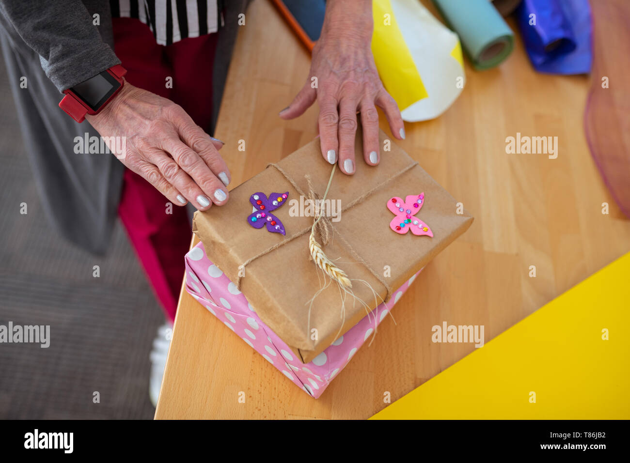Top view of a beautiful cute present Stock Photo - Alamy