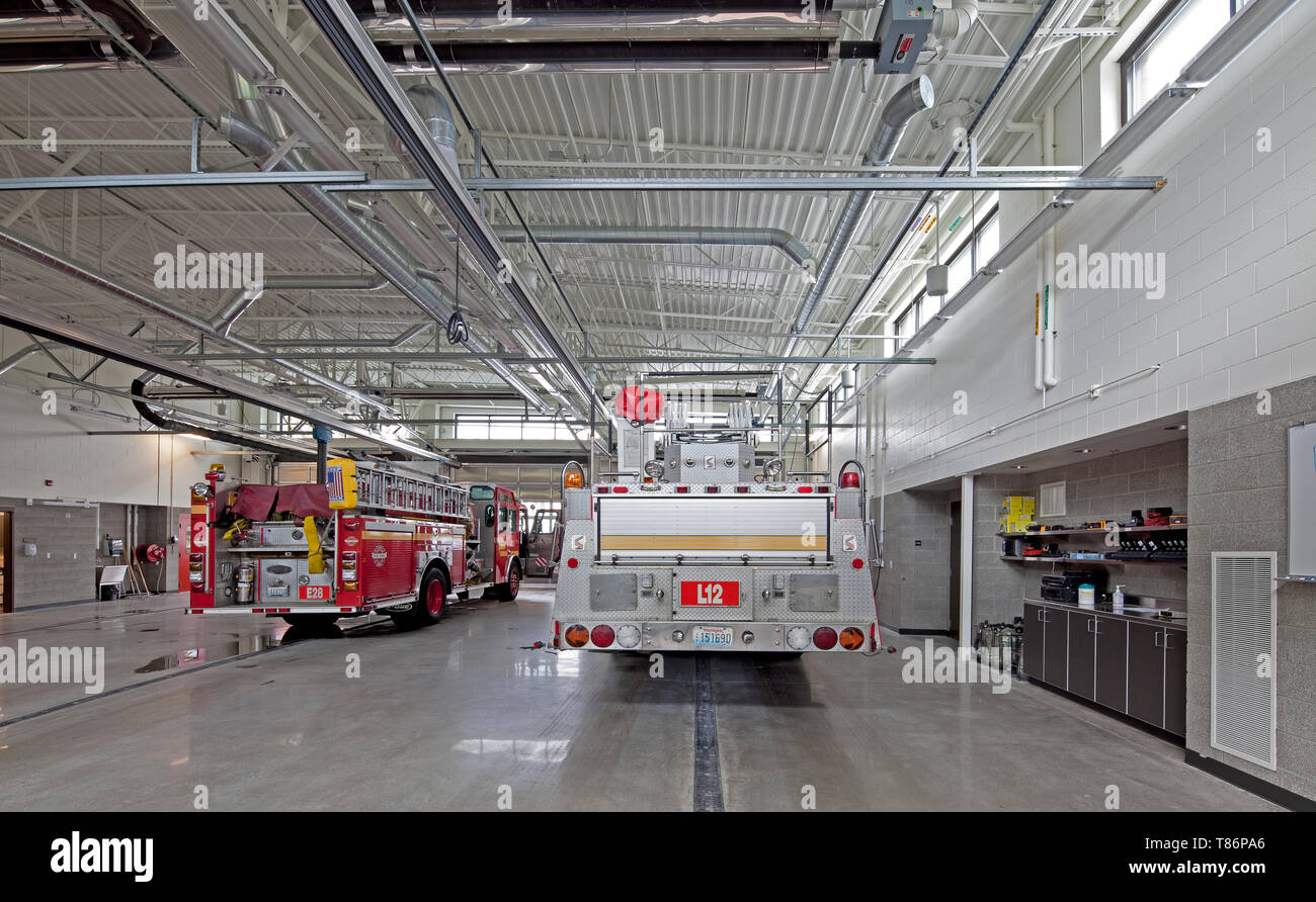 Firetruck in firehouse hi-res stock photography and images - Alamy